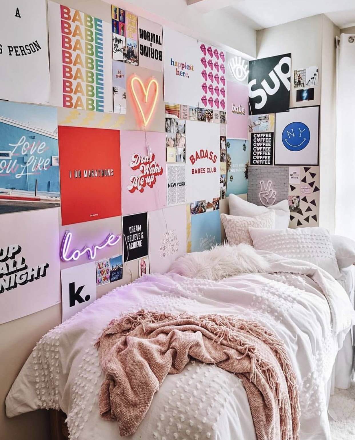 25 Best Aesthetic Wall Collage Kits For Room Decor In 2025
