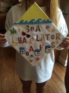 24 Cute & Funny Graduation Cap Ideas That Are Easy to Recreate in 2024