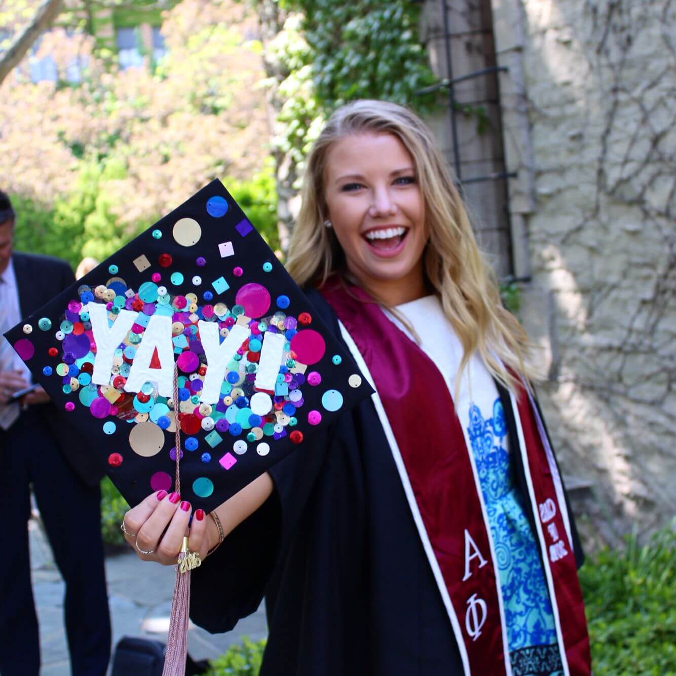 24 Cute & Funny Graduation Cap Ideas That Are Easy to Recreate in 2024