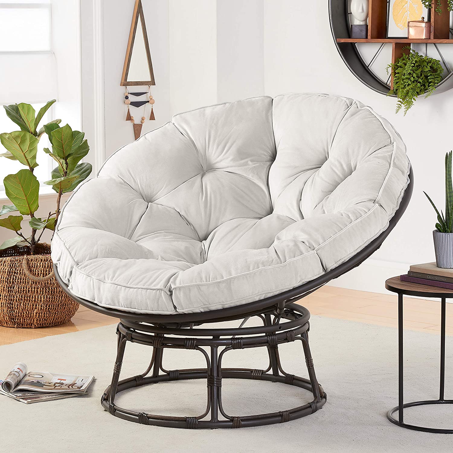 15 Best Comfortable Chairs for Small Spaces that are Brimming with Style