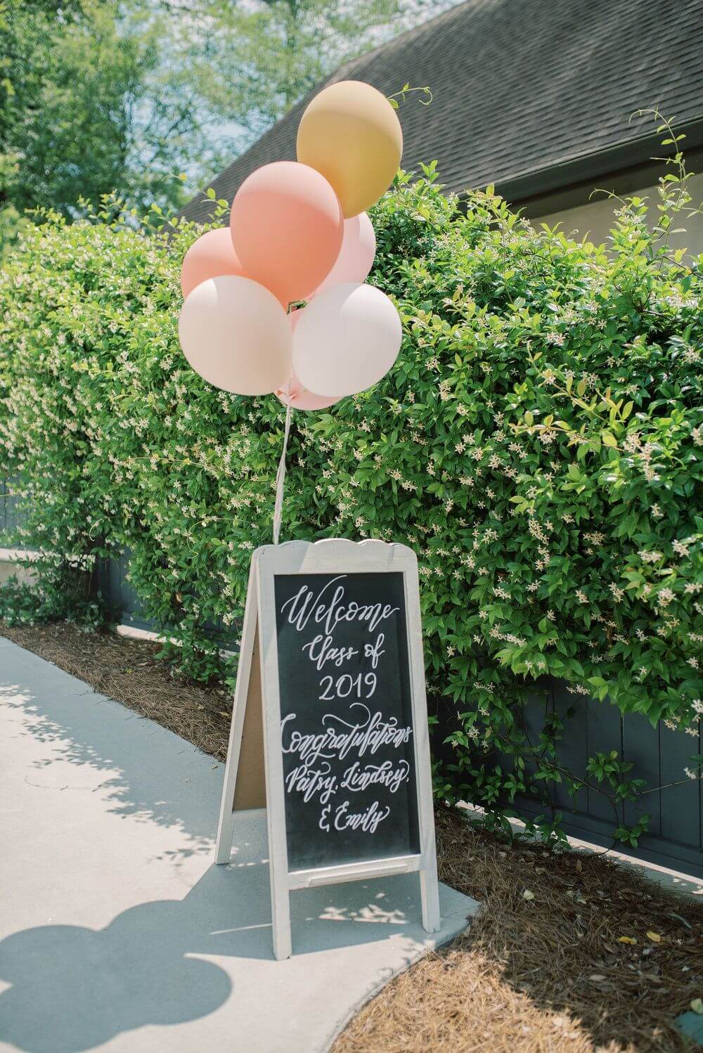 15 Best Graduation Party Ideas That Everyone Will LOVE in 2025