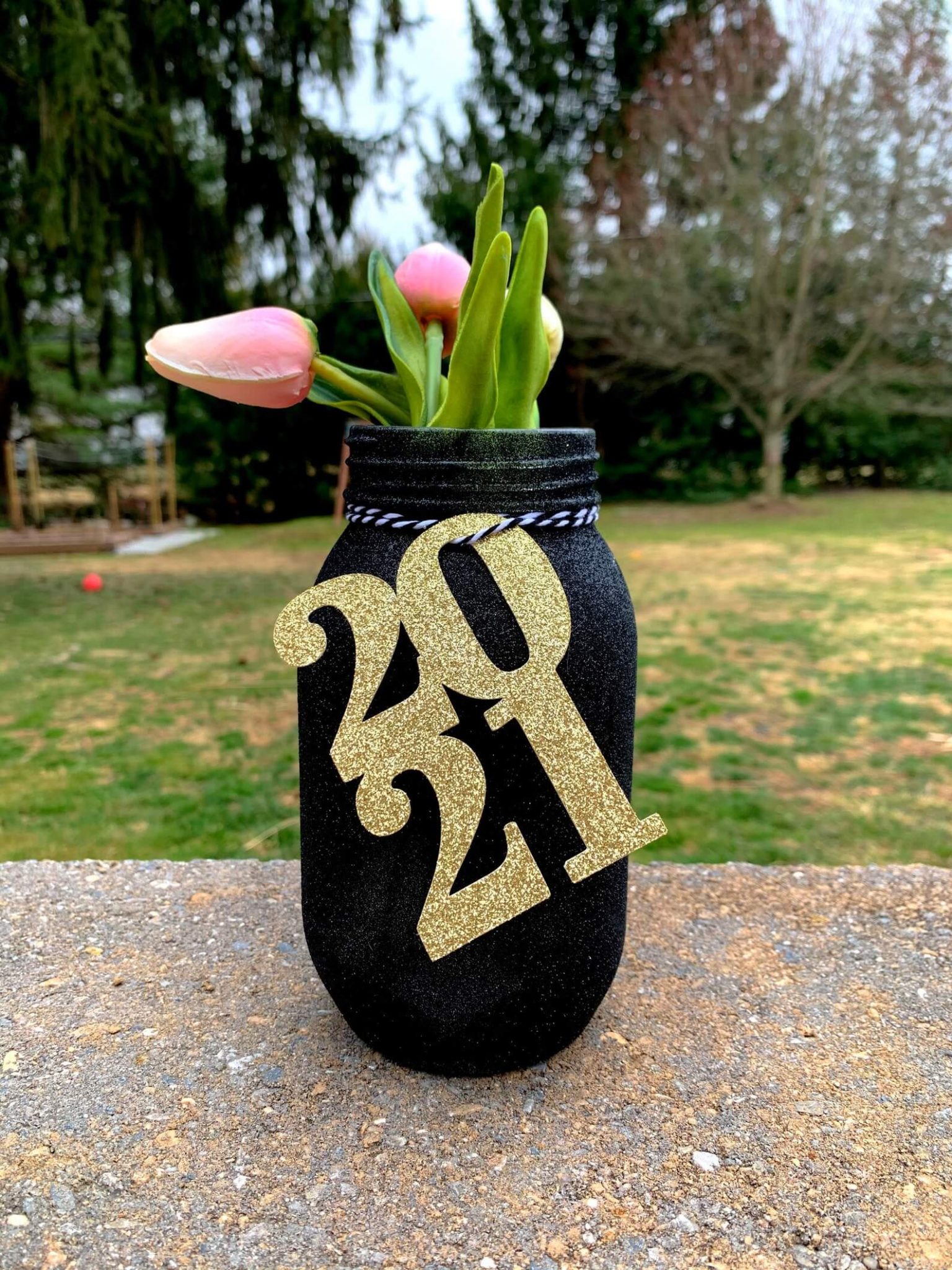 34 Best Graduation Party Decorations For The Class Of 2025