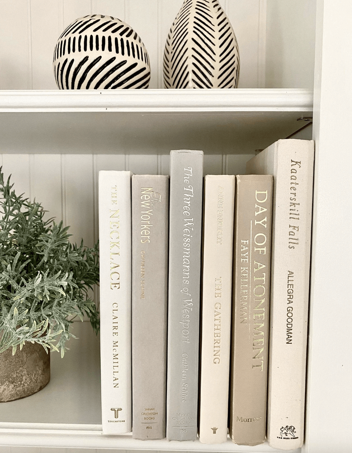 25 Shelf Decor Ideas For Wall Shelves & Book Shelves (That Look Amazing!)