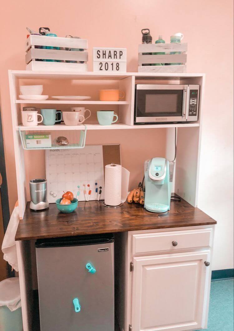 13 Genius Dorm Kitchen Ideas with Mini Fridge and Microwave