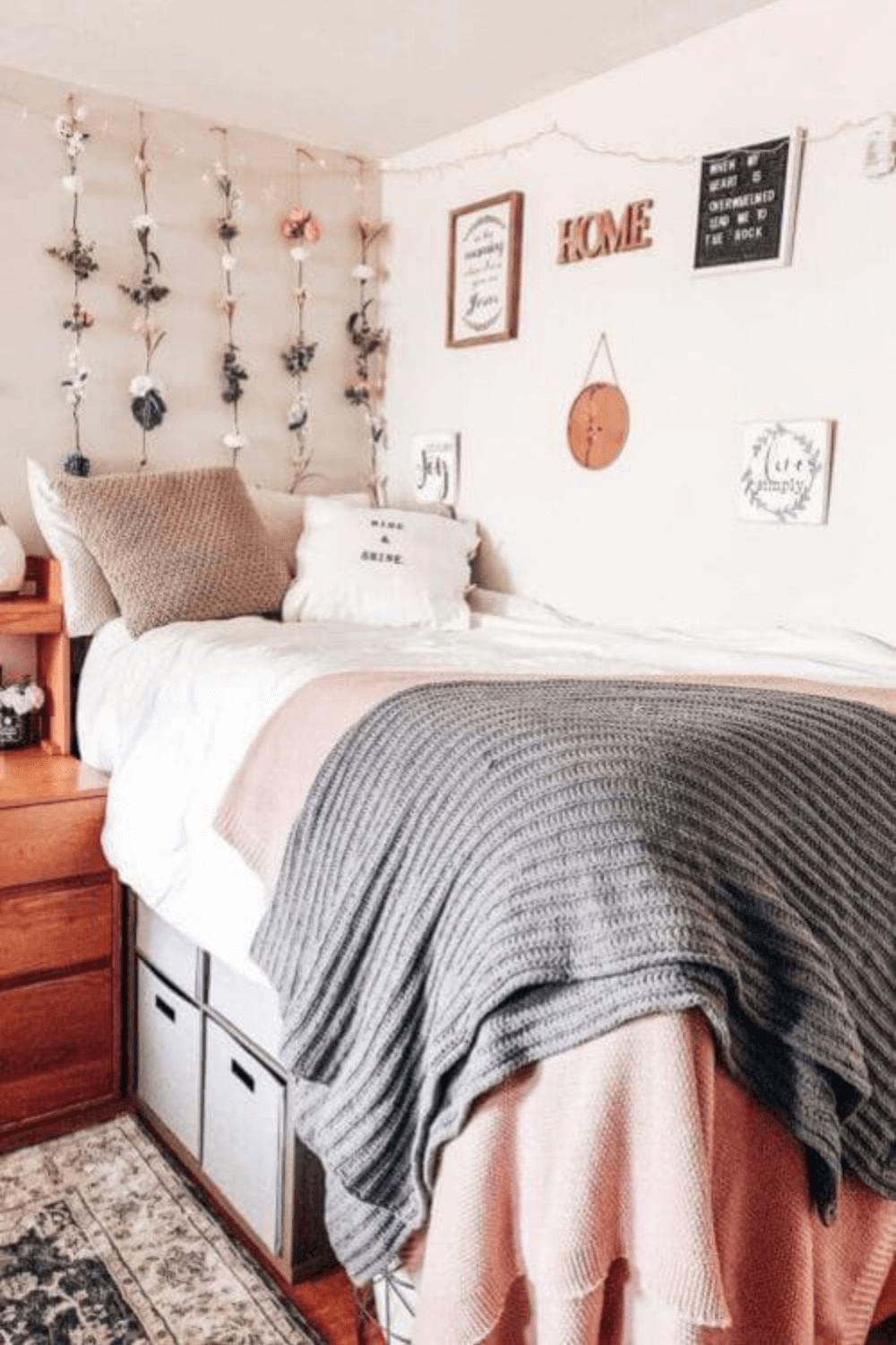 25 Cute Dorm Room Ideas For Girls In College (Best Inspo for 2025)