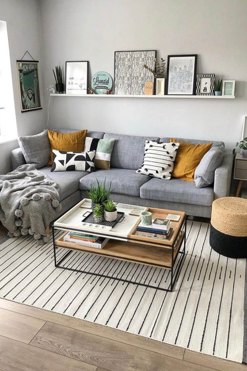 24 Best College Apartment Living Room Ideas On A Budget