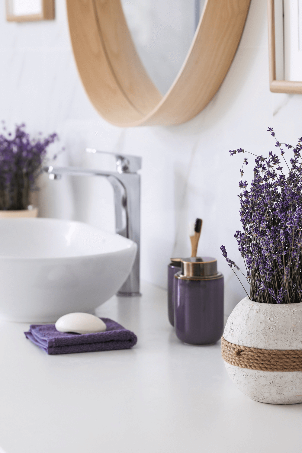 19 Smart Decorating Ideas For Bathroom Counters (That Look Insanely Cute)