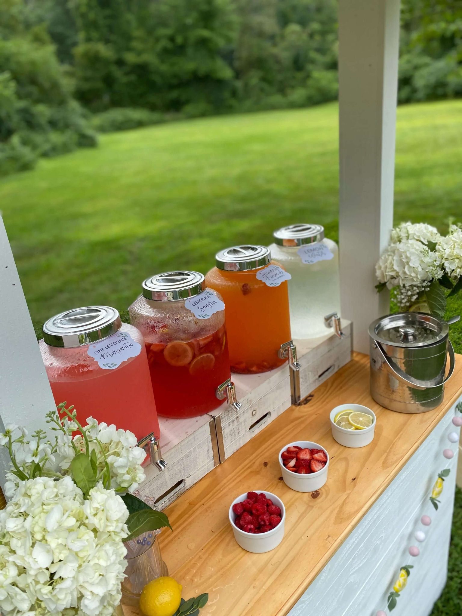 24 Best High School Graduation Party Ideas (To Make It One For the Books!)