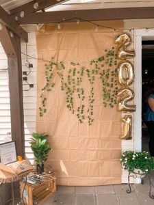 22 Genius Decorating Ideas For Graduation Party You Have To Try