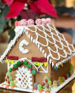 24 Best Gingerbread House Decorating Ideas To Get Inspired By