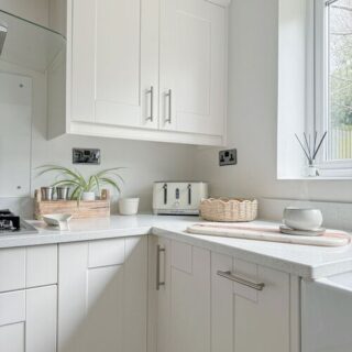 28 Kitchen Counter Styling Ideas That Are Functional and Beautiful