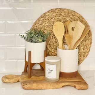 28 Kitchen Counter Styling Ideas That Are Functional and Beautiful