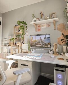 23 Creative And Cozy Desk Decor Ideas To Get Inspired By