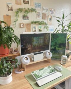 23 Creative And Cozy Desk Decor Ideas To Get Inspired By