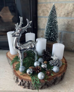 28 Gorgeous Winter Table Centerpiece Ideas That Are Perfect For The ...