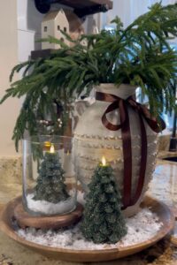 28 Gorgeous Winter Table Centerpiece Ideas That Are Perfect For The ...