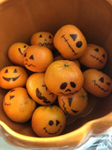 30 Quick And Easy Halloween Crafts You Can Make At Home