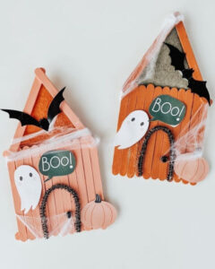 30 Quick And Easy Halloween Crafts You Can Make At Home