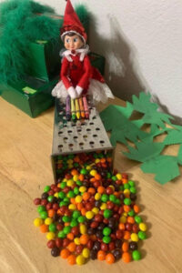 29 Fun and Creative Elf On The Shelf Ideas