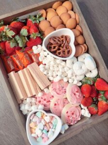 27 Sweet Dessert Charcuterie Board Ideas That Everyone Will Love