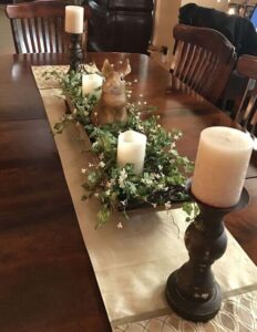 13 Gorgeous Spring Table Centerpiece Ideas To Copy Now