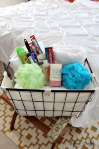 13 Guest Welcome Basket Ideas That’ll Make Anyone Feel Instantly at Home